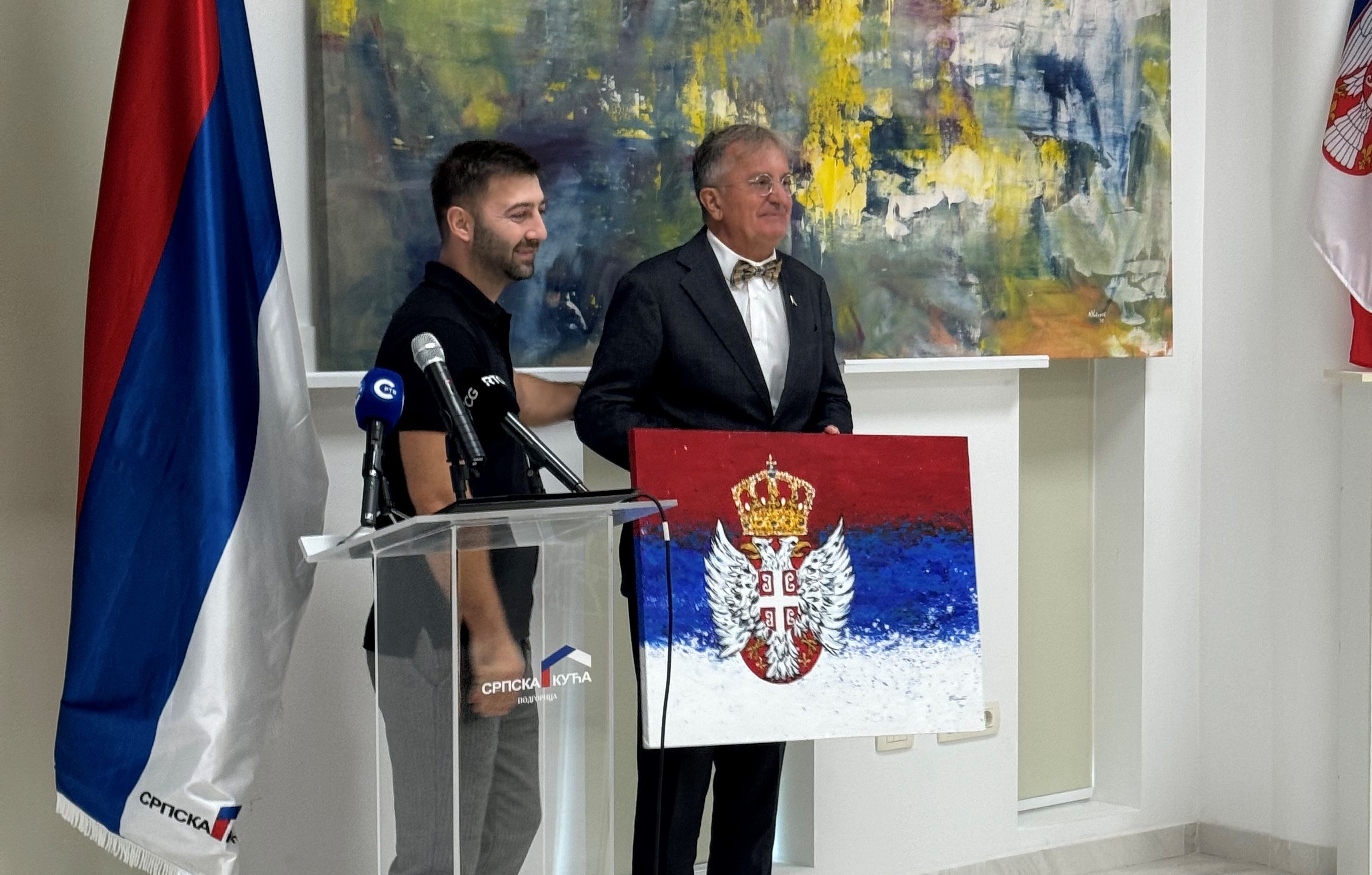 Podgorica: Izložba slika „Jedna zastava“ | Ministarstvo spoljnih poslova